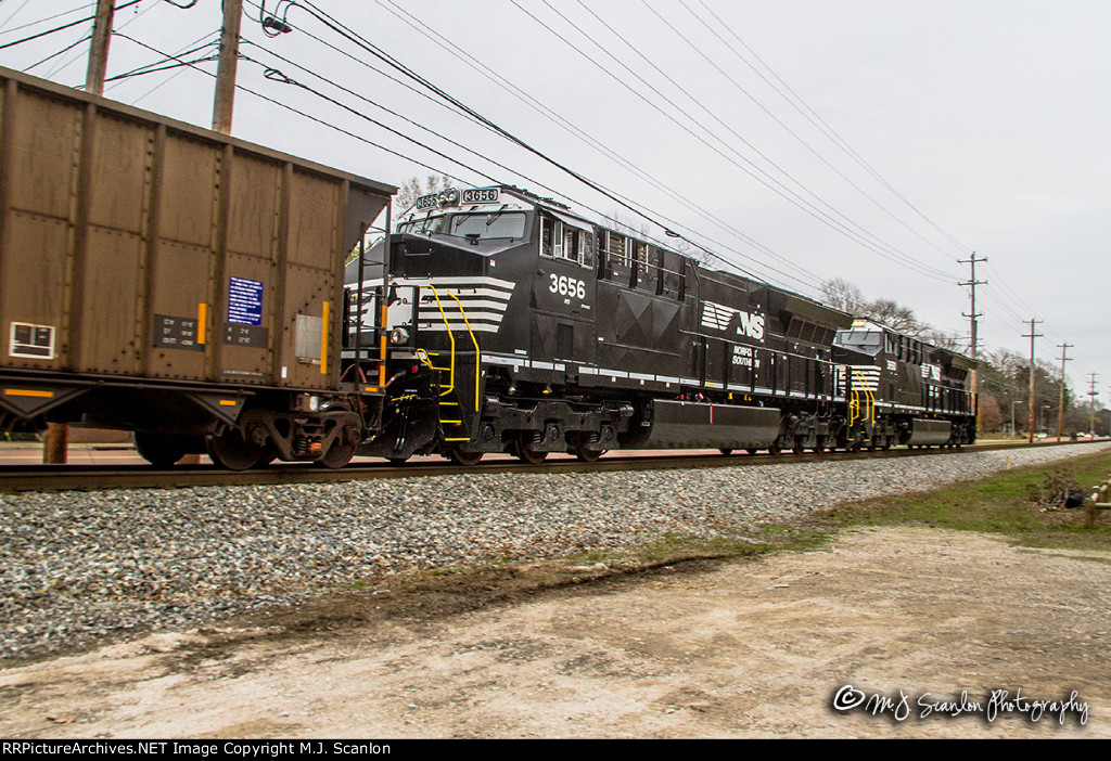 NS 3656 | GE ET44AC | NS Memphis District